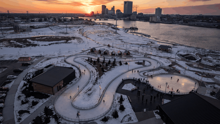 The Ribbon Ice Skating Trail - Destination Toledo